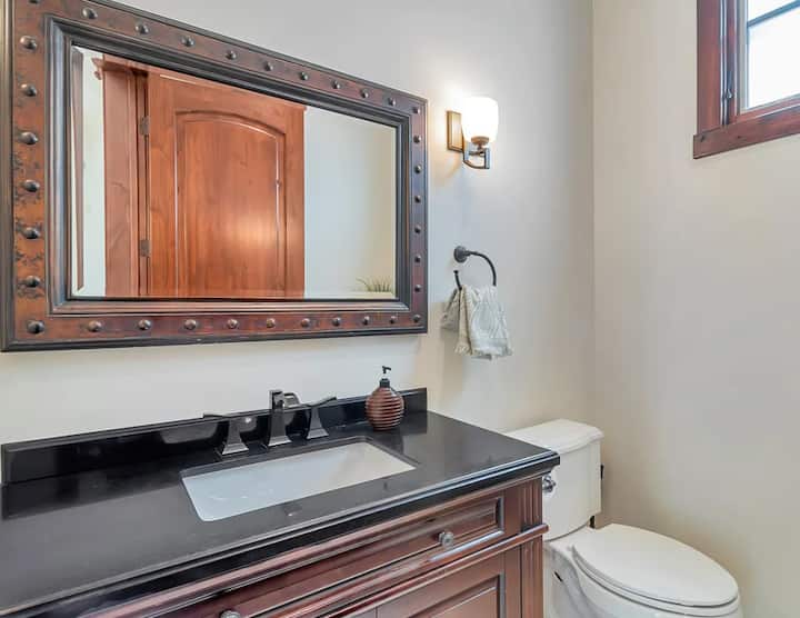 Beach Castle W/ Heated Floors, Pool Table, Arcades -