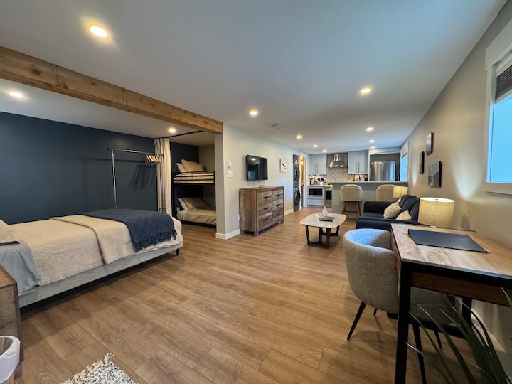 The Downtown Haven On Coronation - Lake Cowichan