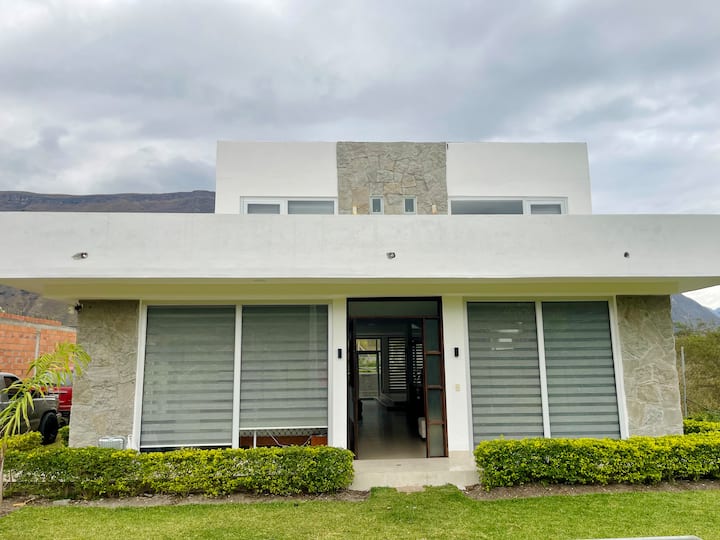 Quinta En Valle De Yunguilla - Santa Isabel