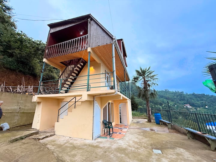 Vardo House Kvariati - Georgia