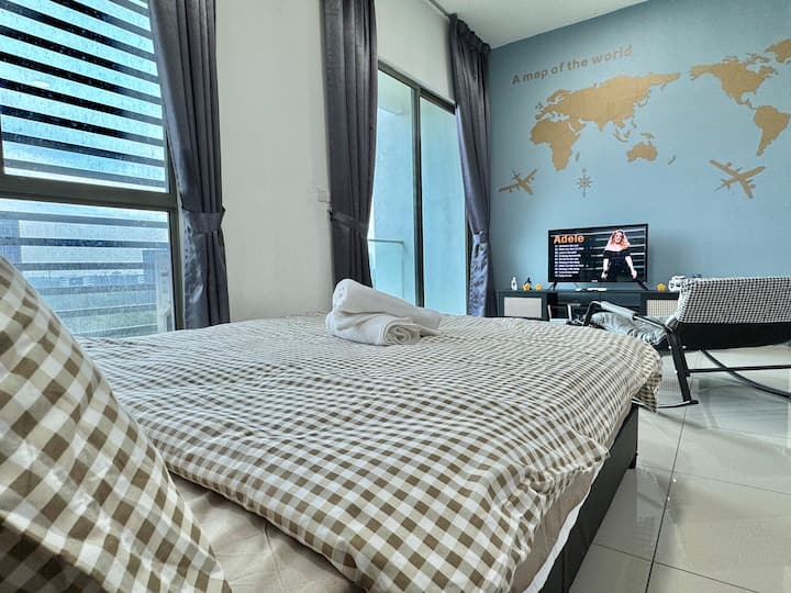 Cybersquare/wifi/smart Tv/netflix - Putrajaya