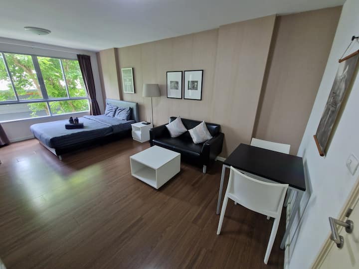 Quiet And Well Located Condo - Hua Hin