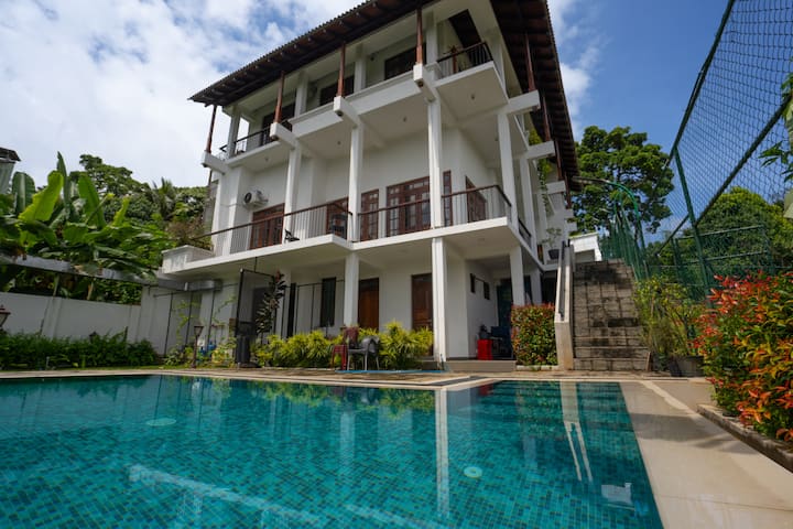 B7 Villa Kandy - Kandy