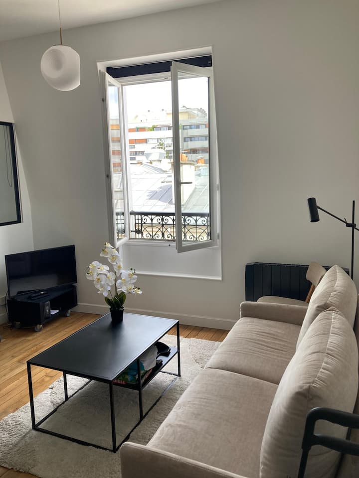 75011. Appartement Clair, 1 Ch. - ibis Paris La Villette Cité des Sciences