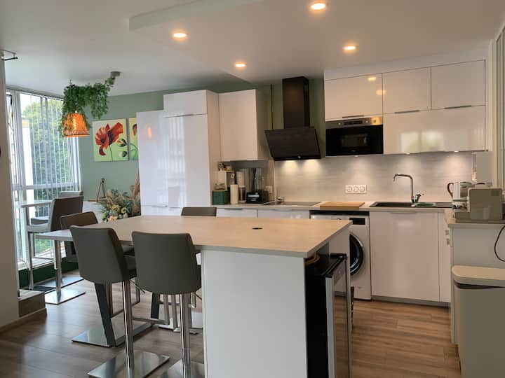 T2 Lumineux - 1 à 4 Couchages - Hyper Centre - Annecy-le-Vieux