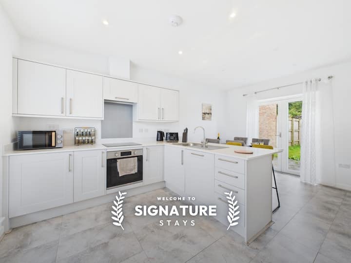 No.4 Harveys Yard | Luxury Stay | Beach | Parking - Hayle