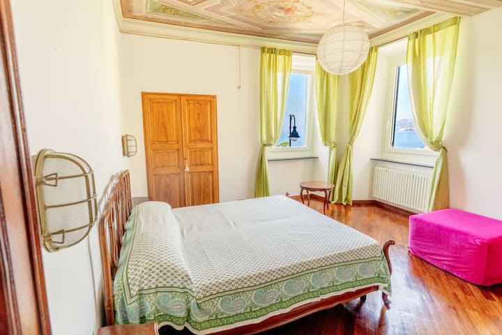 {4 Posti Letto}-vista Mare Con Garage Privato - Recco