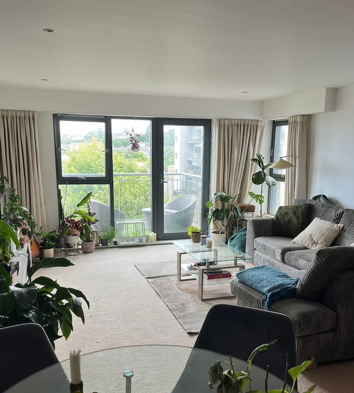 Stylish Apartment With Sea View - Edinburgh