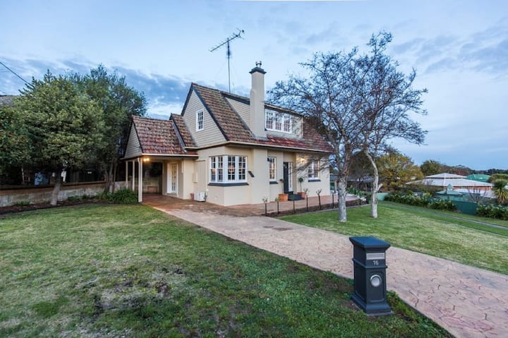 3br Family Home In Mt Gambier W/ Spa & Wi-fi - Mount Gambier