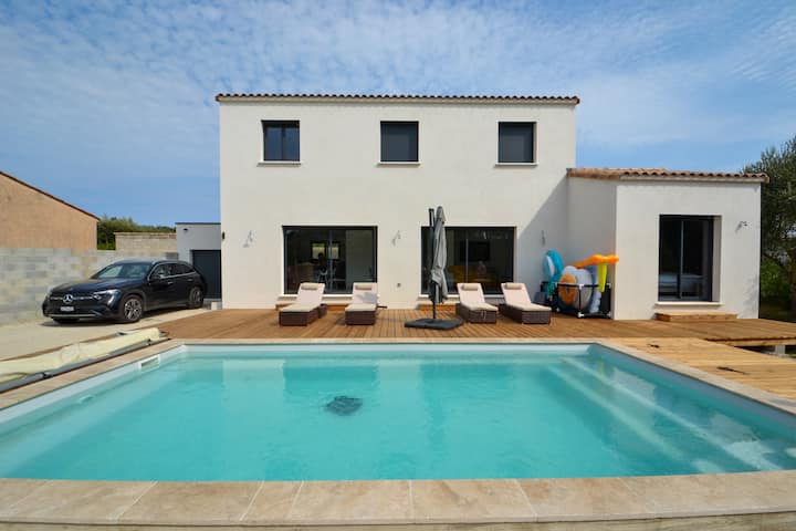 Villa Haut Gamme Clim, Piscine à Poulx - Nîmes