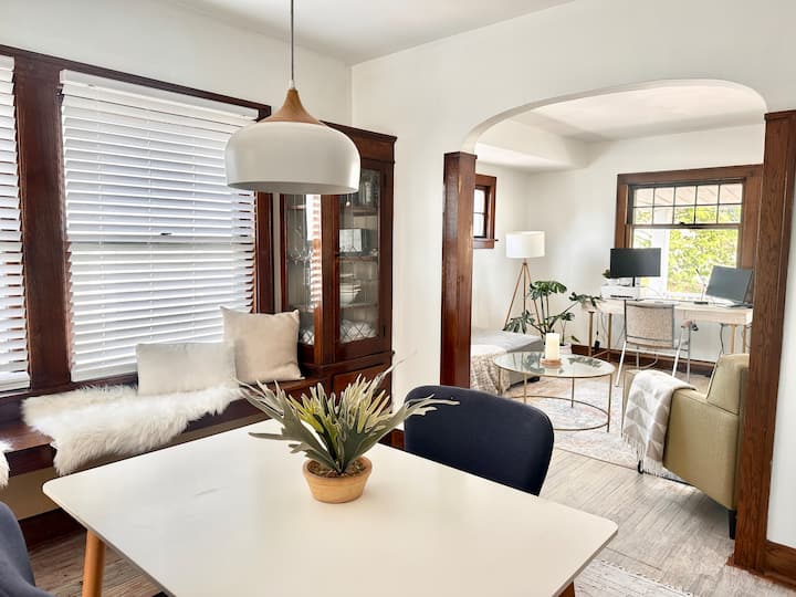 Modern Lakewood Vintage Charm - Cleveland, OH