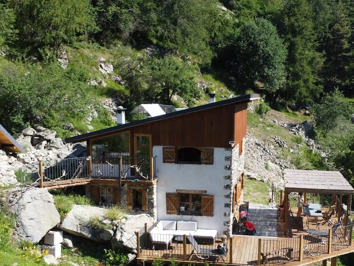 Chalet Cosy
Vallée De La Gordolasque
Mercantour - Alpes-Maritimes