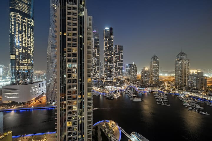 First Class | 1br | Majestic Marina Views - Dubai