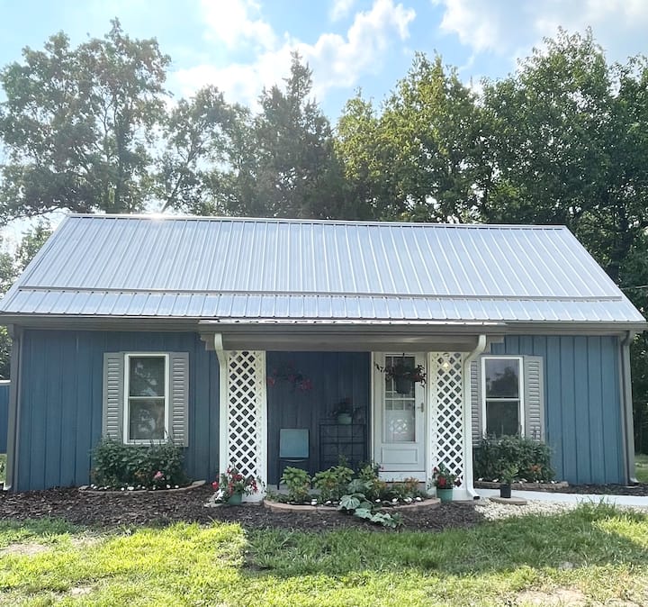 Awesome Cottage On Acreage - Columbia, MO