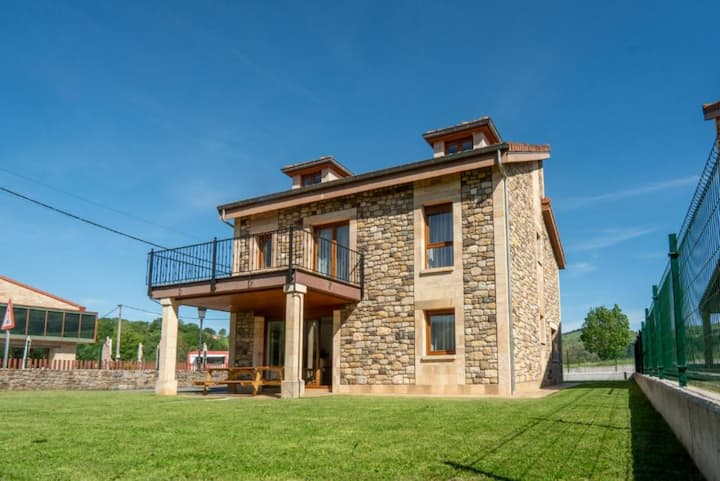 Turismo Rural Valles Pasiegos - Kantabrien