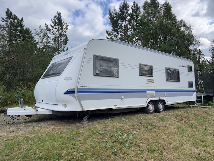 Stasjonær Campingvogn Med Opptil 6 Soveplasser - Evenes