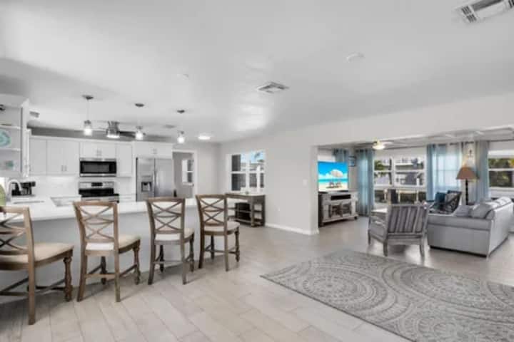 Ocean Breeze By Key Lovers - Marathon, FL