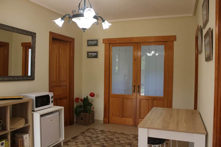 Apartamento Sin Cocina-2 Habitaciones-office-baño - Noja