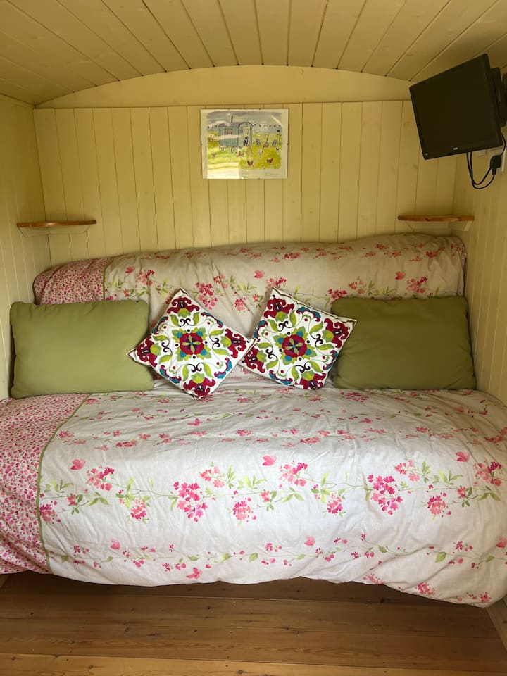 Beautiful Shepherd’s Hut - Lulworth Cove