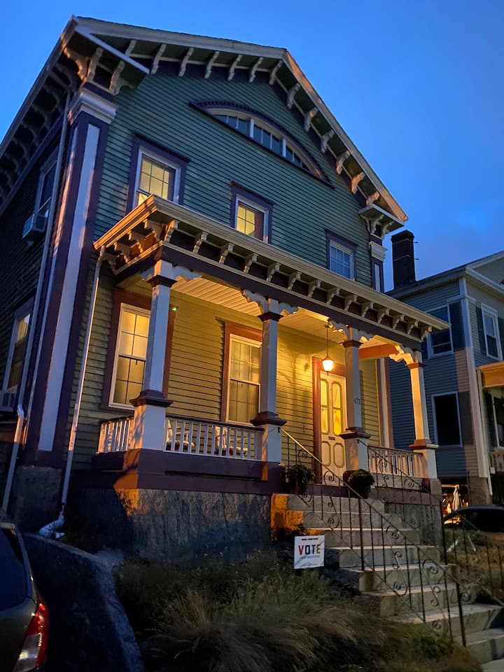 The Downtownagain Est. 1871 - New Bedford, MA