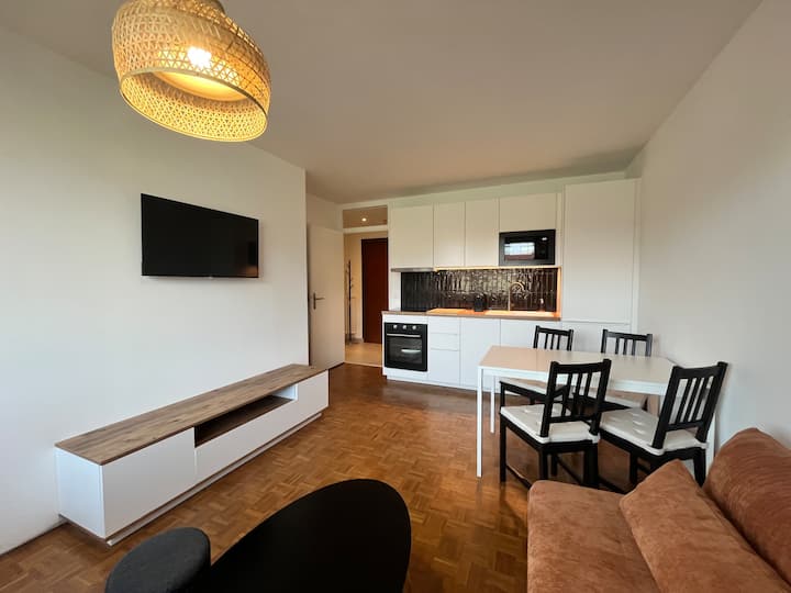 T2 Annecy-
Secteur Calme Et Proche Centre Ville - Annecy