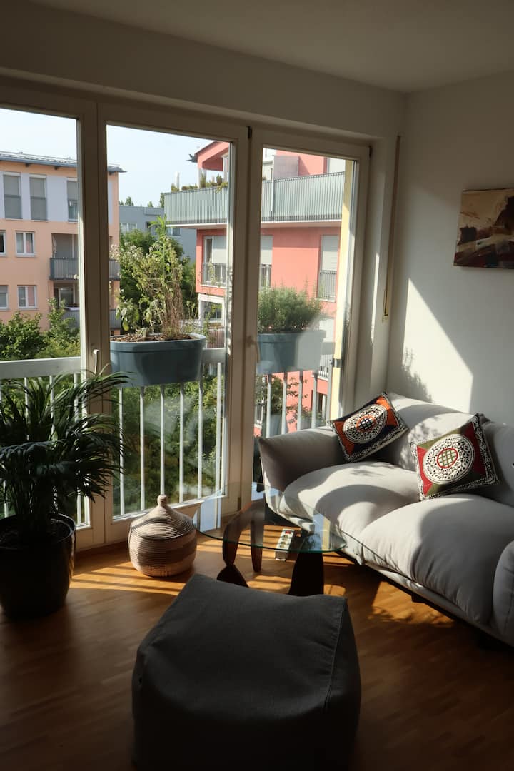 Wunderschöne Sonnige Wohnung Mit Balkon - München