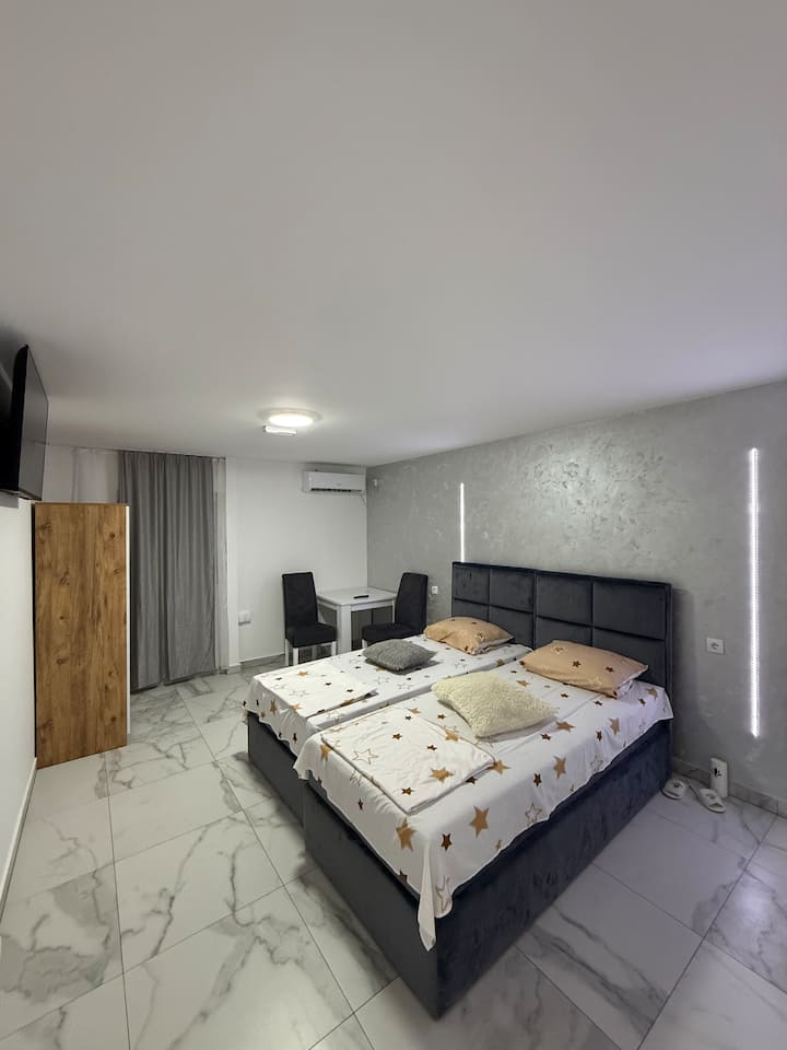 Private Rooms With Bathrooms - Smederevo