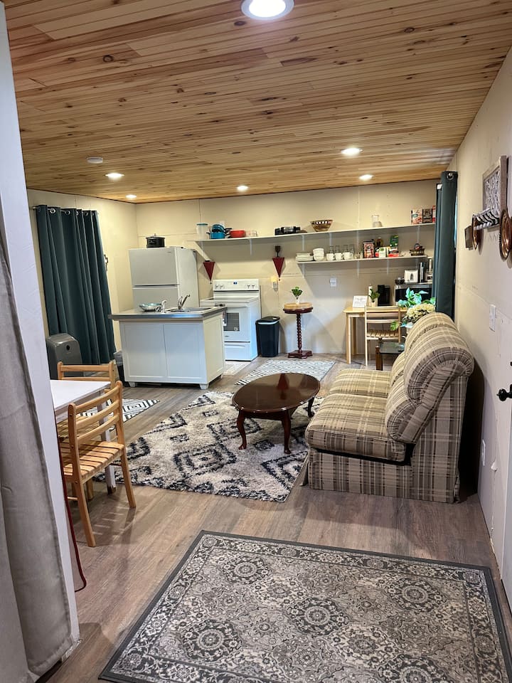 Cottage By The Creek - Chickamauga Lake, TN