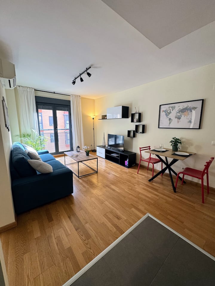Piso Con Piscina Y Gym, Cerca Del Centro - Madrid