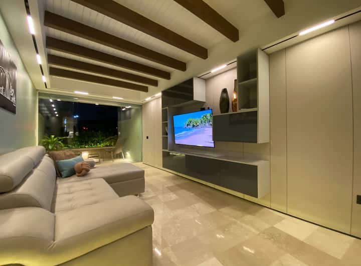 Hermoso Apartamento En Lomas De Las Mercedes - Venezuela