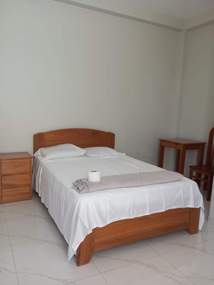 The White House 2 - Puerto Maldonado