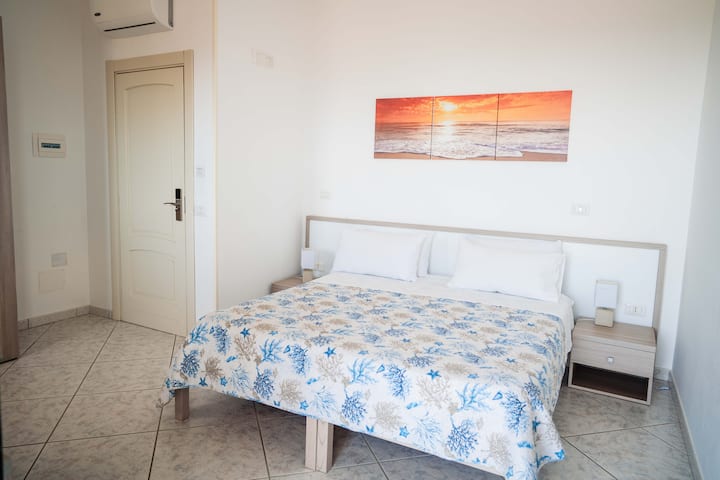 Hotel Indaco - Matrimoniale & Terrazza Vista Mare - Acciaroli