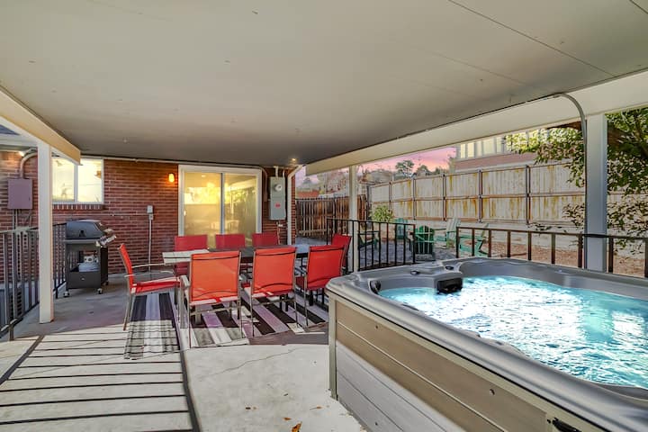 Putting Green, Hot Tub & Games | 15 Min To Denver - Westminster, CO