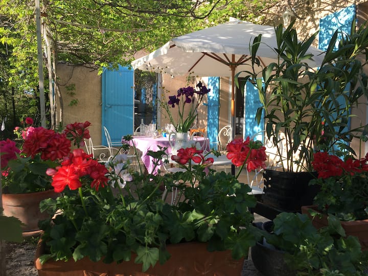 Une Chambre Charmante. - Vaison-la-Romaine