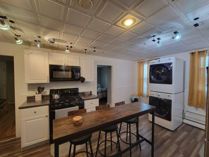 Spellbound Retreat - Beverly