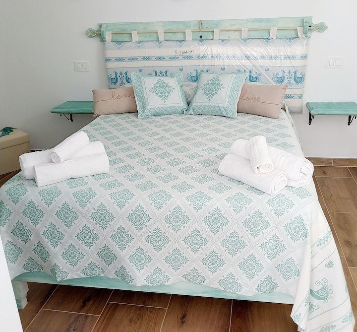 Casa Tholos: Charme E Relax. - Olbia