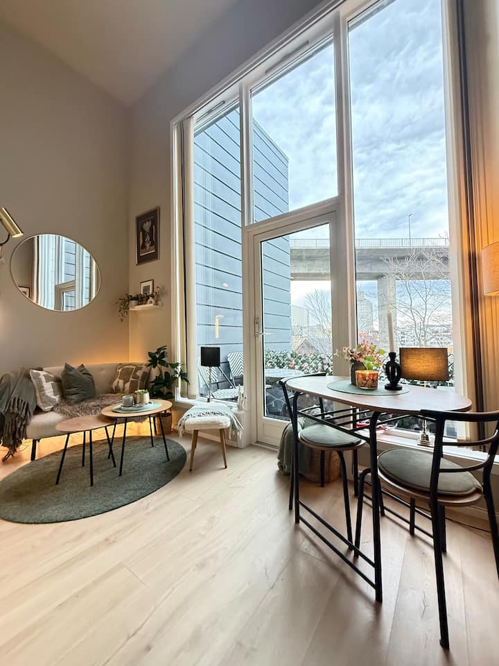 Lys Leilighet M/balkong • Stavanger Sentrum - Stavanger