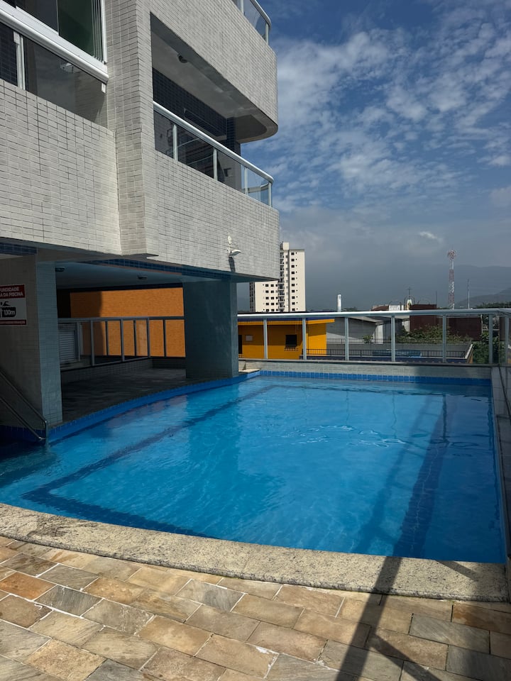 10 Hóspedes | 5 Min Praia | Ar | Pet Friendly - Praia Grande