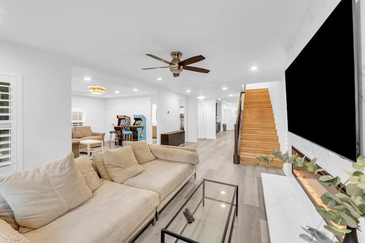 4br Home | 6+private Parking | Love Field Downtown - Dallas, TX