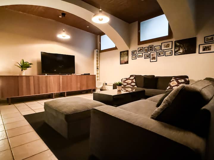 Xxl Budget Apartment - 10 Guests - Wien