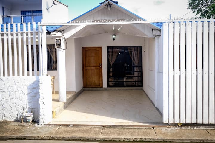 Coveñas - Casa Para Vacaciones - Córdoba (Colombia)