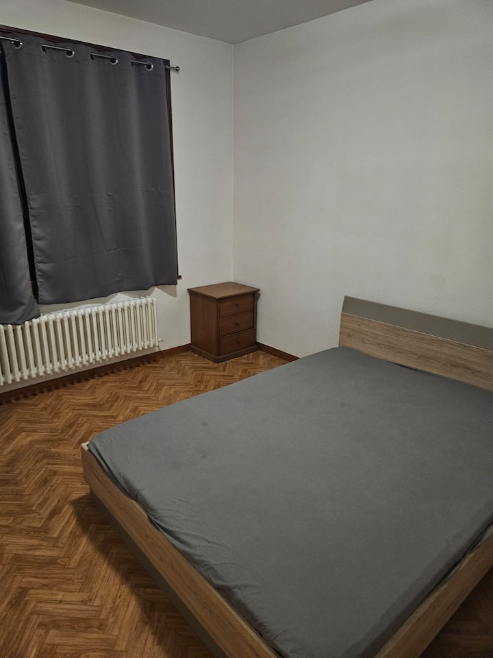 Chambre/ Proche Genève - Ville-la-Grand