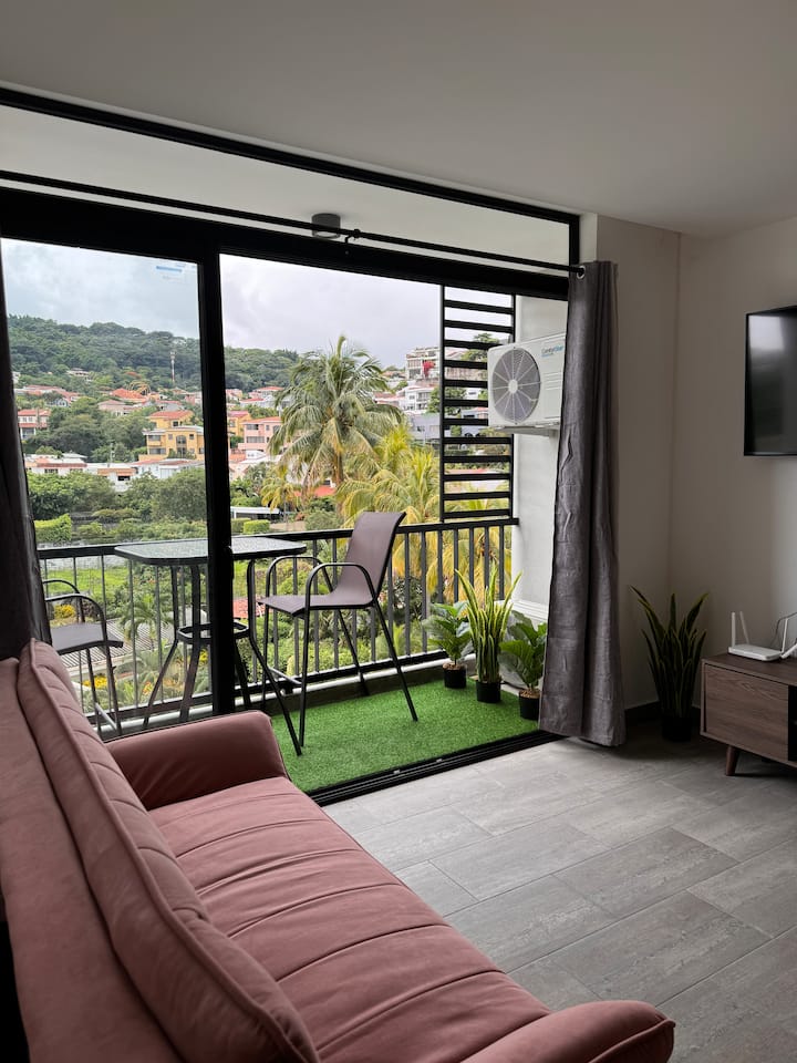 Apto Con Piscina, Precio Especial Para Pareja - San Salvador