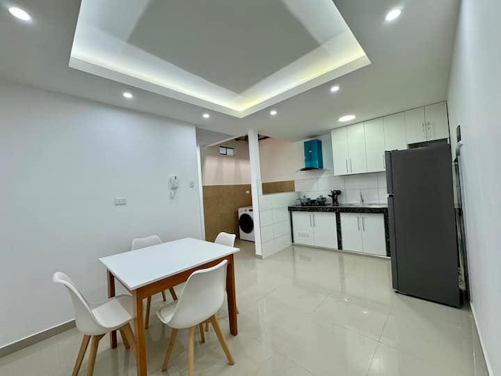 Depa Céntrico Y Acogedor 2-habitaciones Con Ac - Catacaos