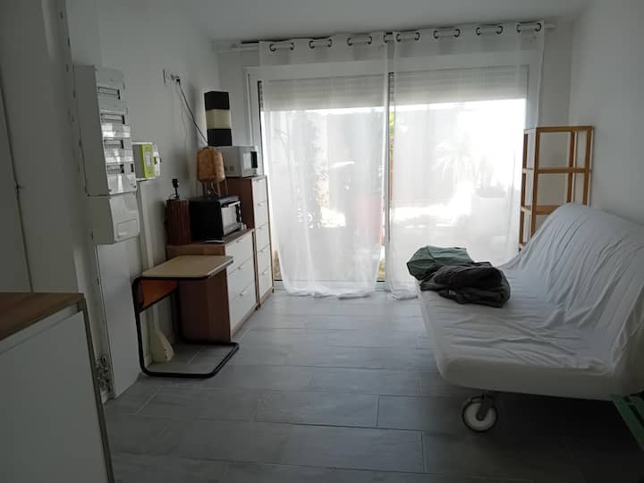 Studio Idéal Court/moyen Séjour - Lunel