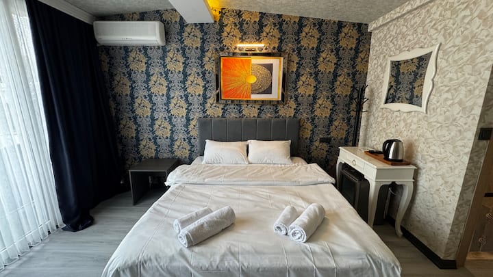 Tuzla Sahil Hotel Deniz Manzaralı Sui̇t - Tuzla