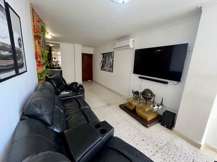 Amplio, Excelente Ubicación. - Barranquilla