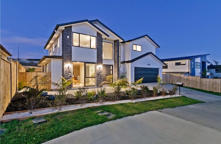 Family Friendly Haven - Waiwera