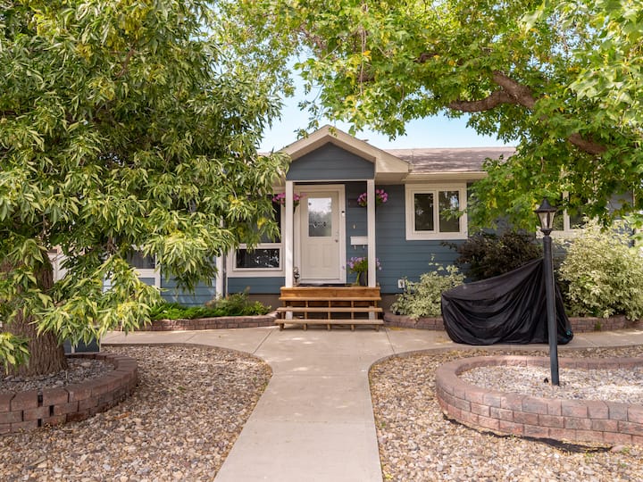 Newly Renovated Basement Suite | 3 Bedroom | - Alberta