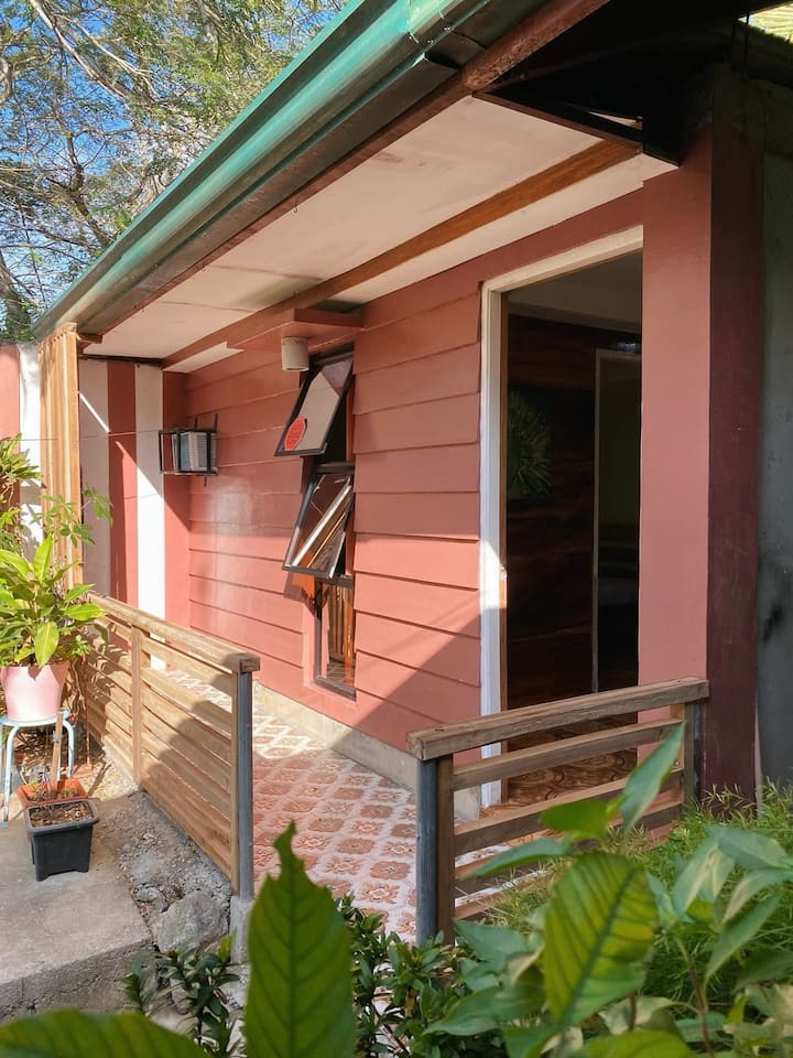 Dahlia’s Tiny Home• Near Sm & Beach - Puerto Princesa